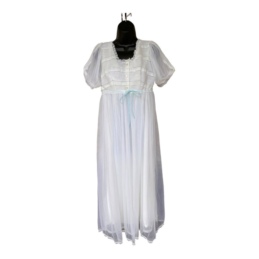 Mary Barron Vintage Peignoir White Robe Gown Set Made… - Gem